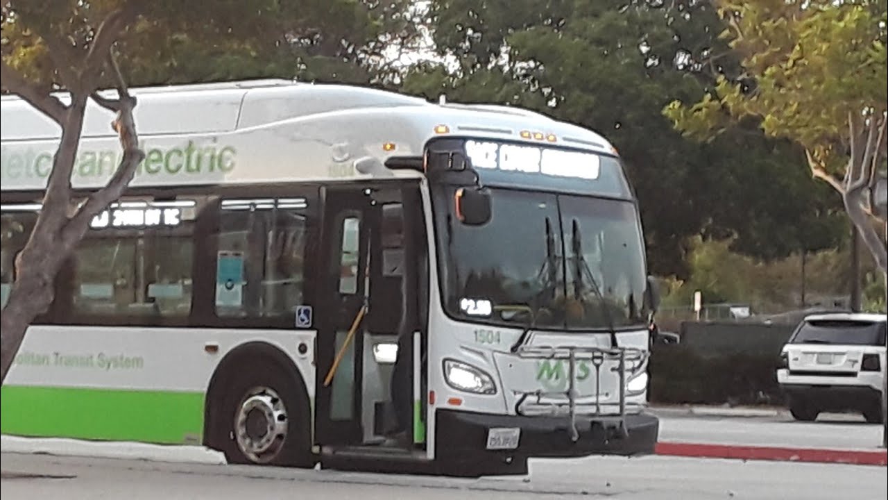 SDMTS New Flyer XE40 1504 Ride on Route 13 to Euclid Avenue - YouTube