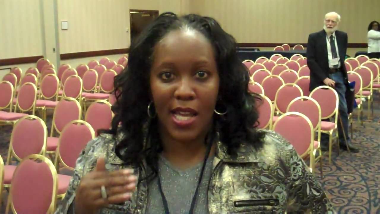 Donna at OREIA 2009 - YouTube