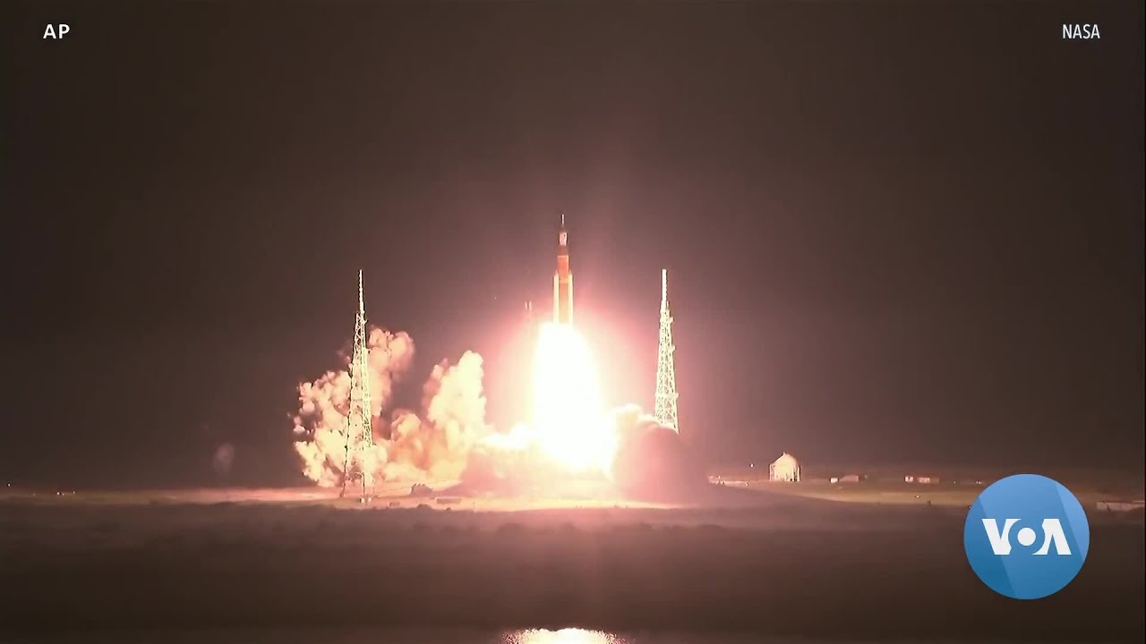NASA’s Mighty Moon Rocket at Long Last Launches | VOANews - YouTube