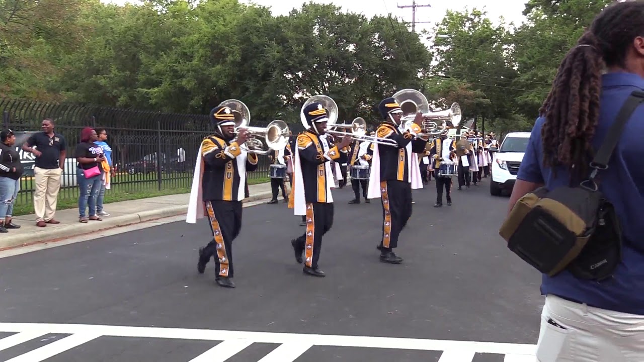 JCSU-Marching Out vs VSU 2017 - YouTube