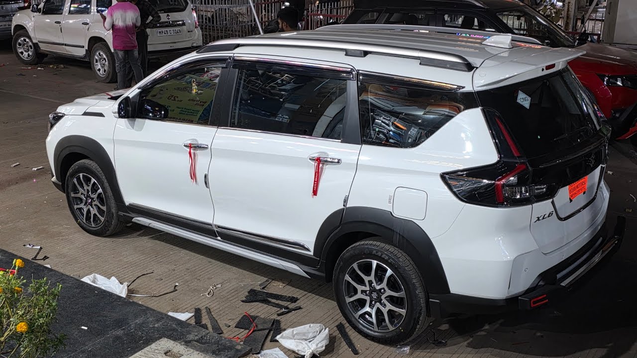 NEXA XL6 ACCESSORIES | REAR M-TEK BIKE PROTECTOR | DOOR CHROME | CHROME ...