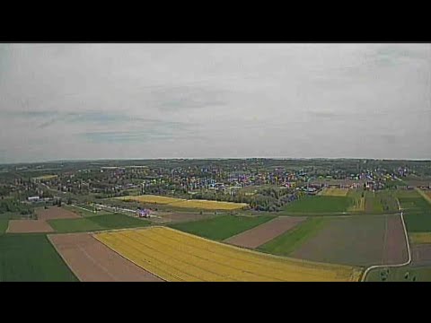 BEE 490 - long range flying wing - YouTube