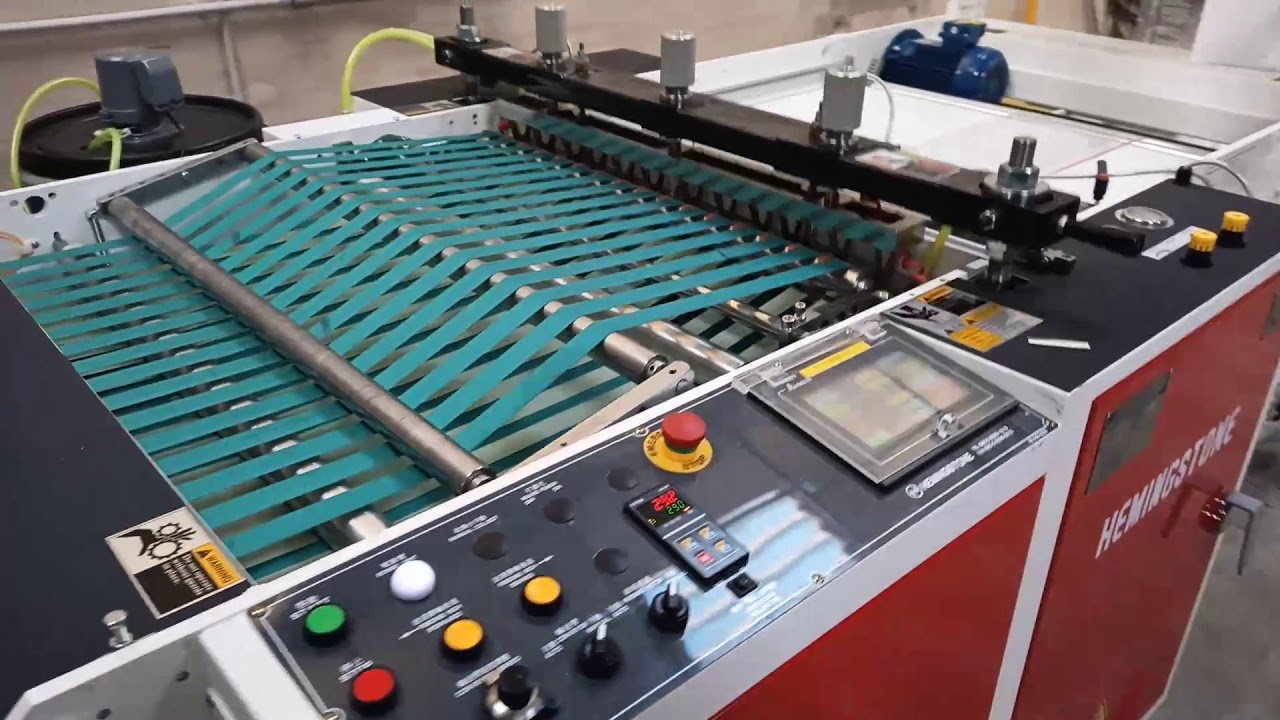 Bag making machine Hemingstone JP 32SESV - YouTube