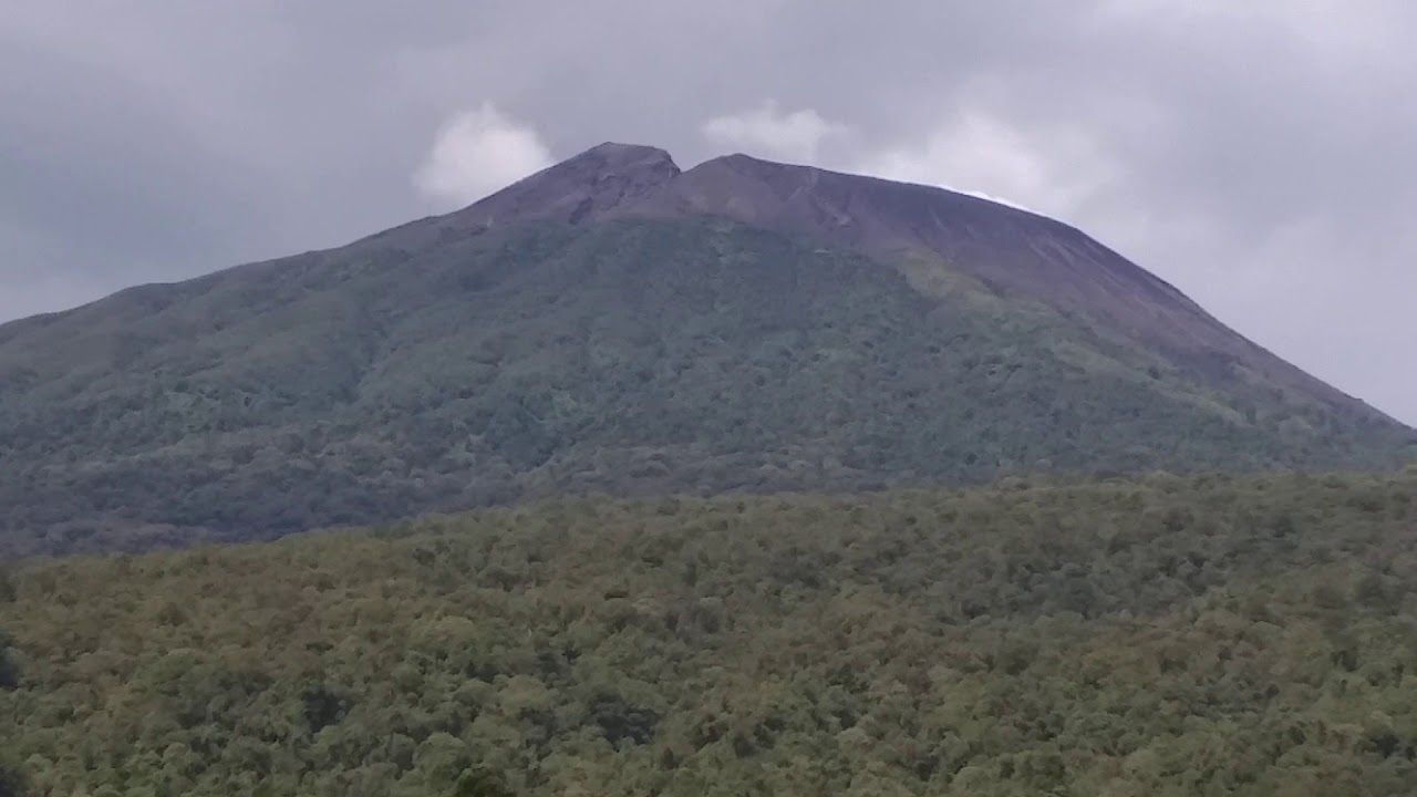 Keindahan gunung selamet - YouTube