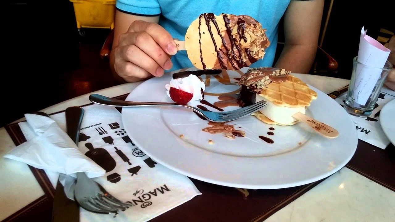 Magnum cheese cake and waffle - YouTube