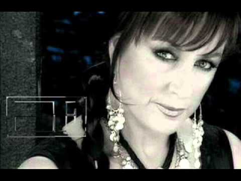 YASEMİN GÖKSU ALDI GİTTİ.....wmv