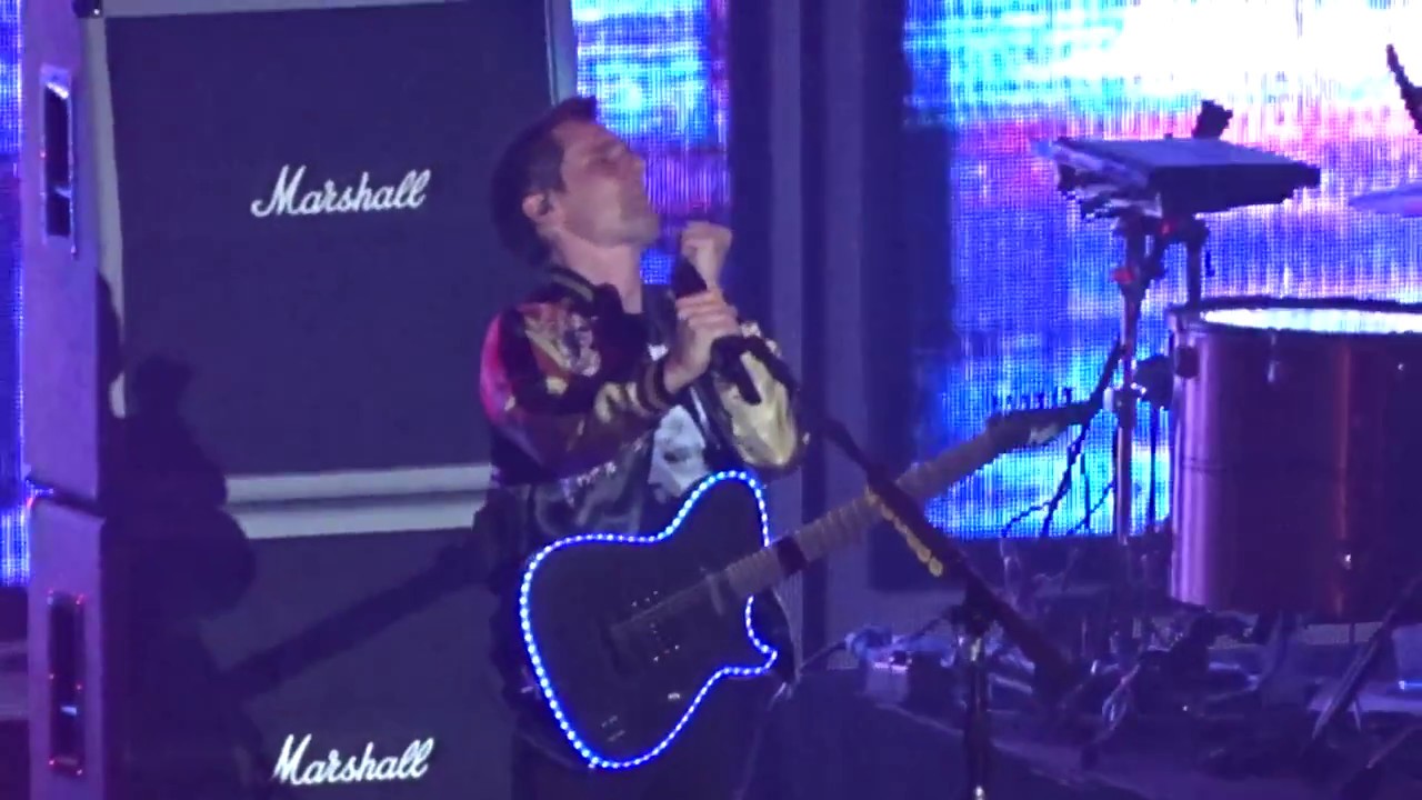 Muse - Dig Down - live - The Forum - Los Angeles CA - December 9, 2017 ...