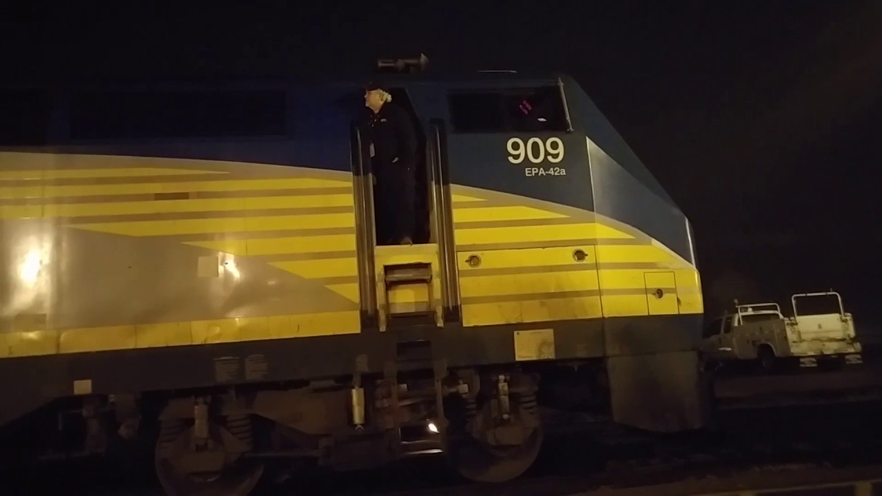 Via locomotive P42 DC Stratford On - YouTube