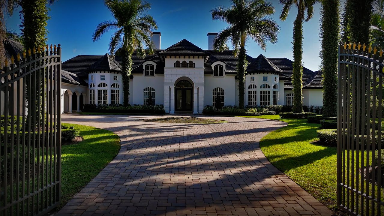Modern Mega Mansion Tour! DREAM HOUSE - YouTube