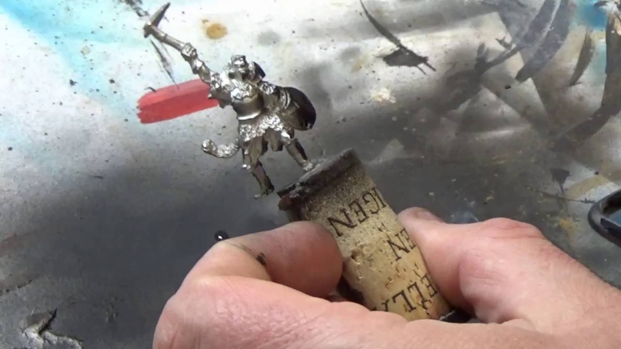 Preperation and Airbrushing the Beginings of the Angmar force - YouTube