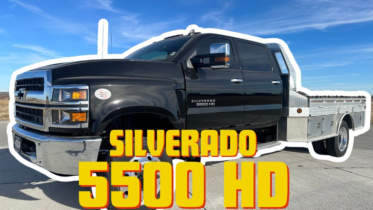 Chevy Silverado 5500 HD Medium Duty 4x4 with Flatbed - YouTube