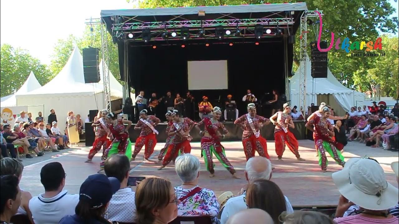 Alaripu Dance Performance in the 48th Gannat International Folklore Festival in July 2022 - YouTube