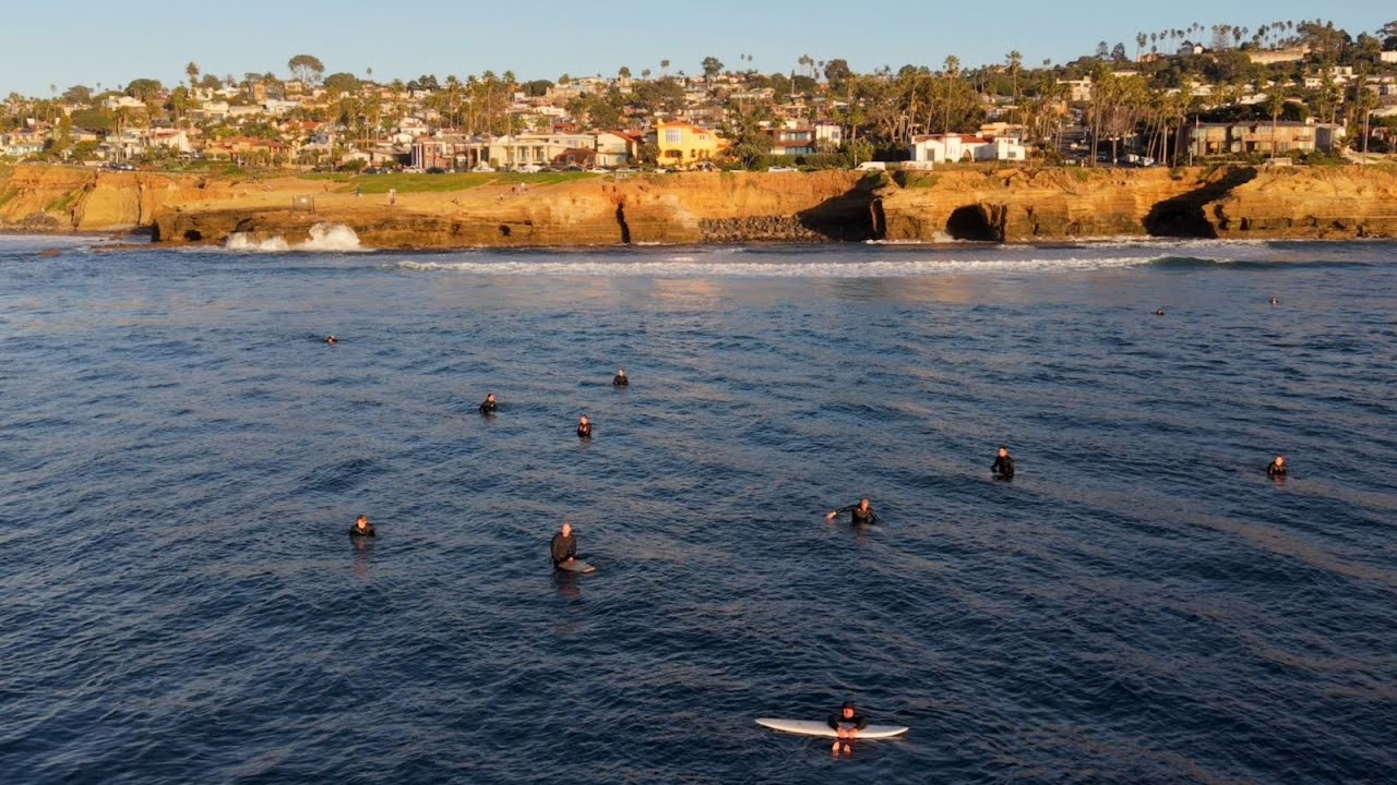 late afternoon surfing off Sunset Cliffs in 4k - YouTube