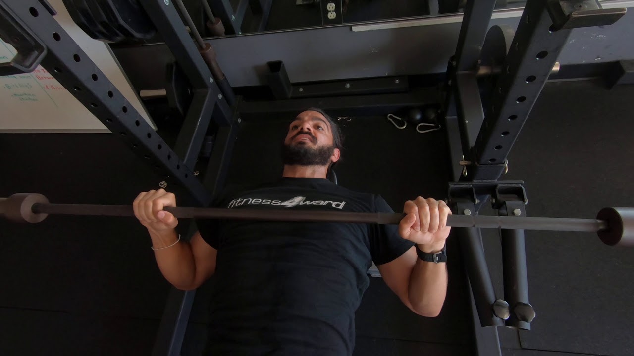 Bench Press Range of motion and form - YouTube