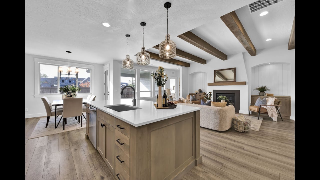 Chandler Model | Medi Design Canvas - YouTube