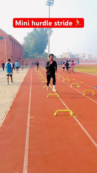 Sprinter 100,200m wicket run 🏃|| mini hurdle stride || mini hurdle speed drill || #shorts #army ...