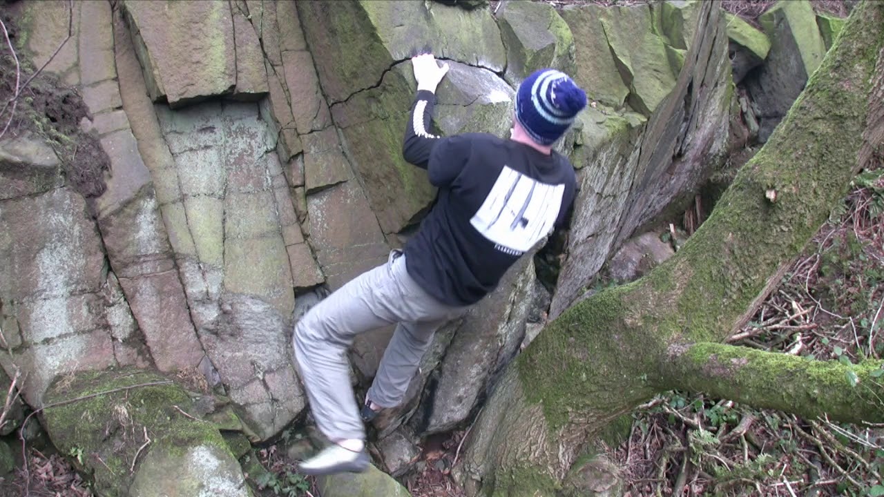 Cadshaw Quarry and Baby Denham bouldering - YouTube