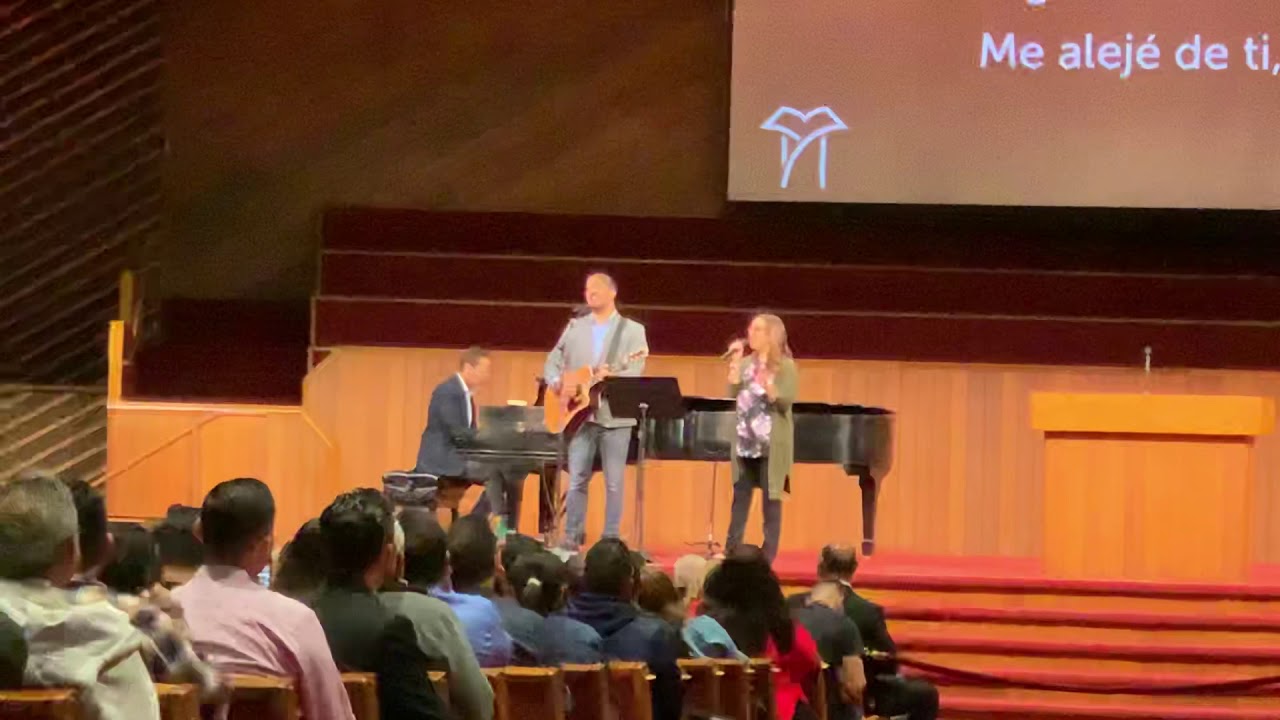 Expositores⚒2019 Oh great God Jonathan y Sara Jerez - YouTube