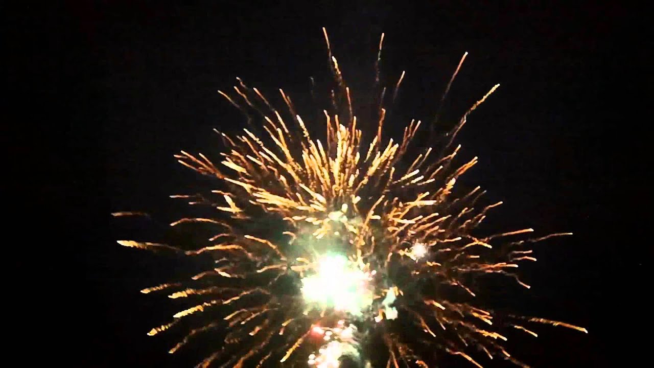 Mars Fireworks Bone Shaker Firework (80 Shot Cake) - YouTube