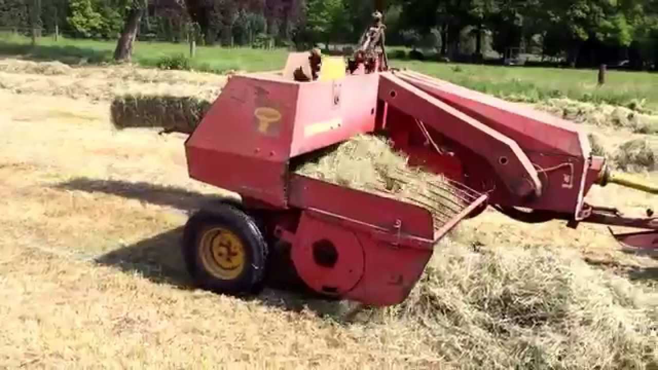 Heu Pressen mit einer Welger AP41 2014 - YouTube