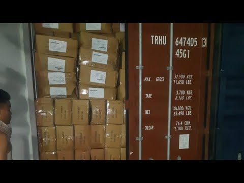 Chittagong port stuffing container by high-star pressure - YouTube