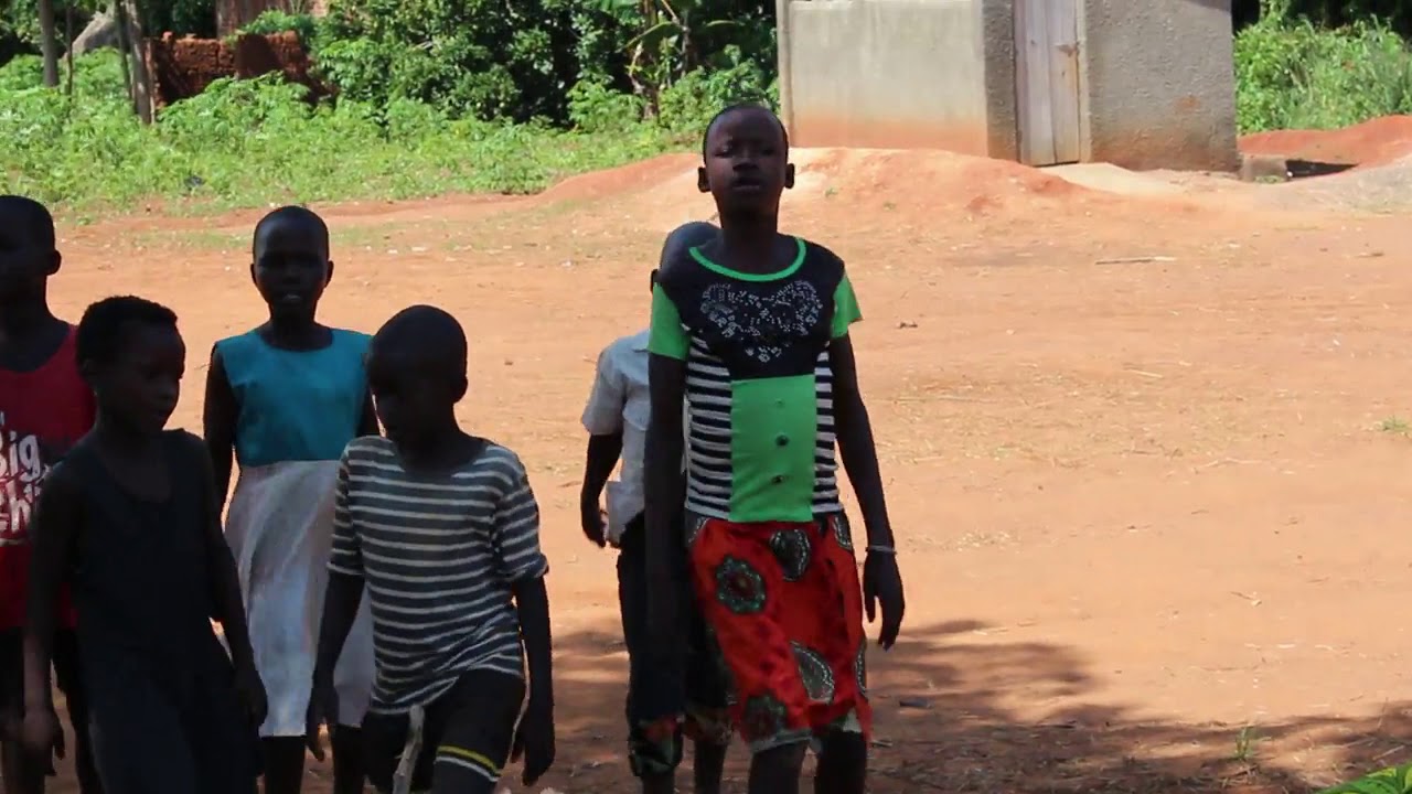 First Missions Team @ Magooli Academy For Children in Uganda. - YouTube