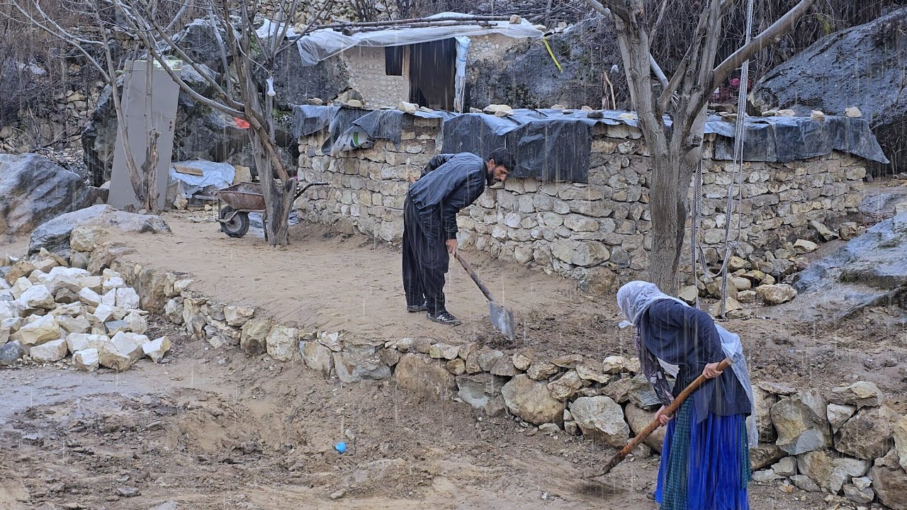 Hard nomadic life in the mountains 🏔️ | Trying to save the family in ...