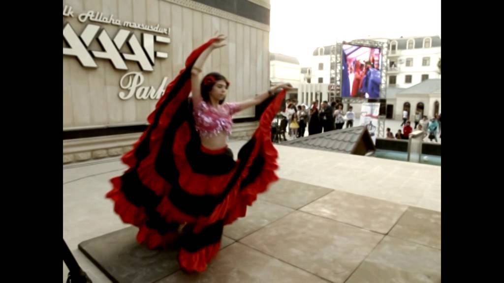 BILIK GUNU - YouTube