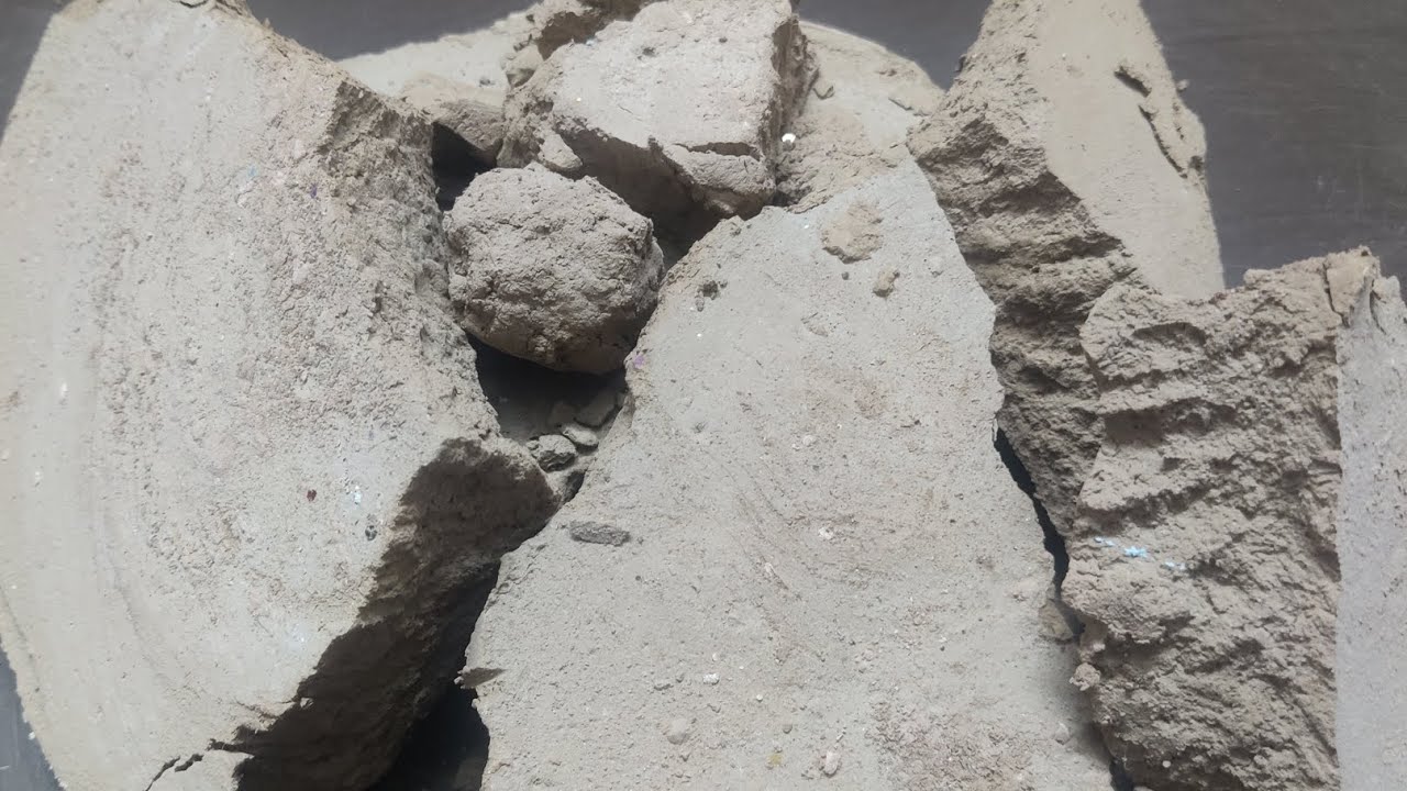 Crumbling Dusty Brown Dirt Chunks ~ Extremely Dusty Powder Play+ Paste ...