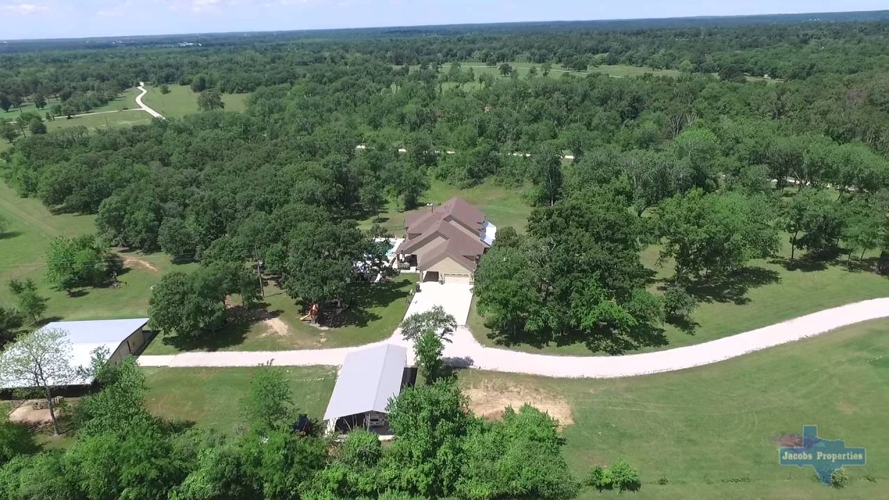 Diamond T Ranch - YouTube