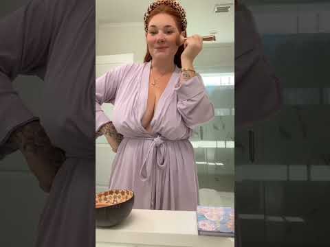 Beautiful Plus Size Women's Daily Routine & Lifestyle: The Gentle Days of a Confident Curvy Women ✨