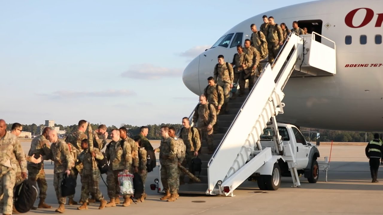 U.S. Army Soldiers | 330th Movement Control Battalion Return Home - YouTube