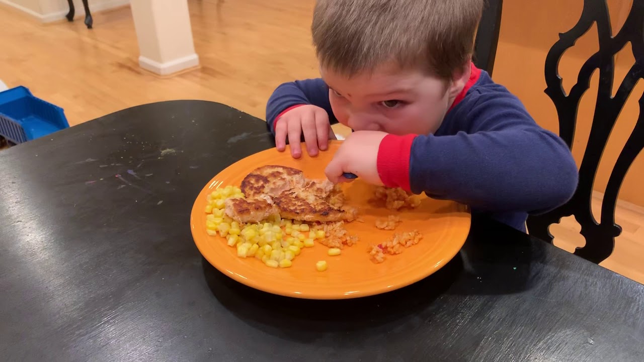 Weston eating - YouTube