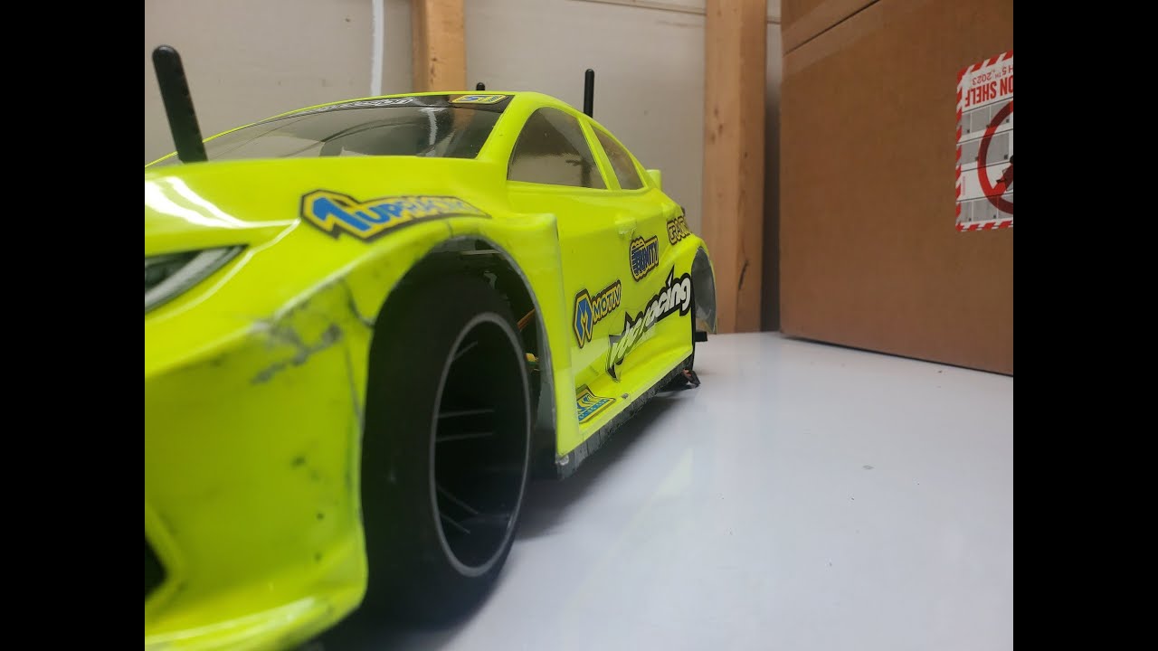 FWD Tamiya M-05 hits 66mph on 2s!! - YouTube