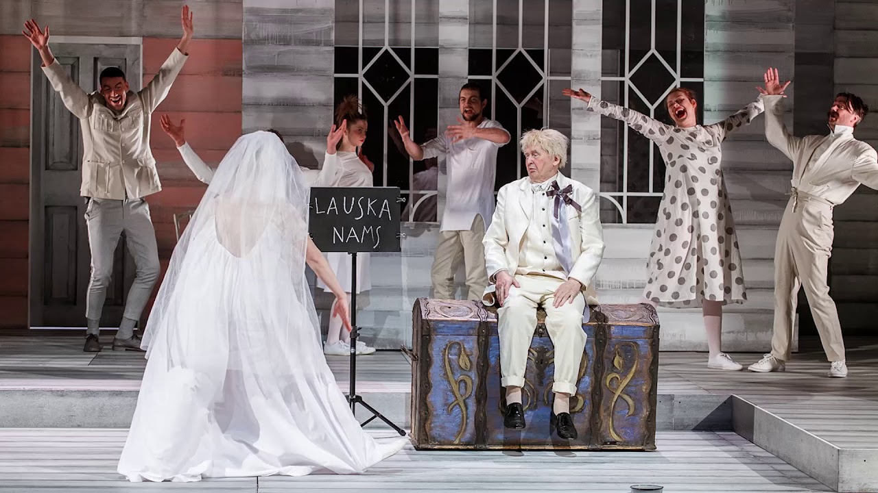 Latvijas radio. Izrādes tapšanas dienasgrāmata: Indra Roga iestudē ...