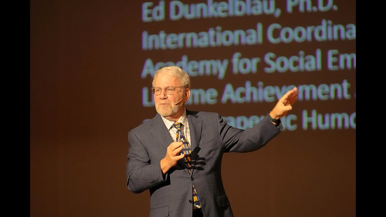 以「幽默及遊戲」為策略的社會情緒教學／ Dr. Ed. Dunkelblau - YouTube