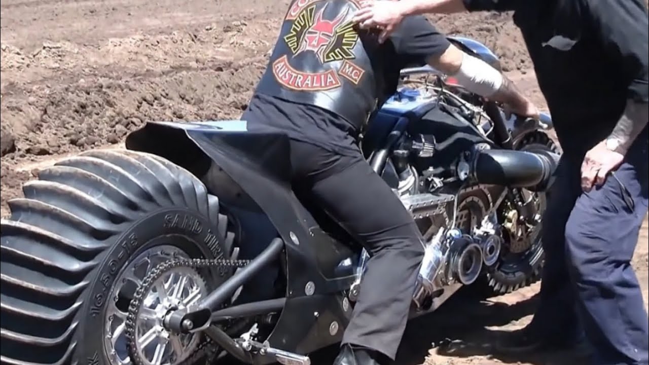 Top V8 Engine Motorcycle Dirt Drag Race - YouTube