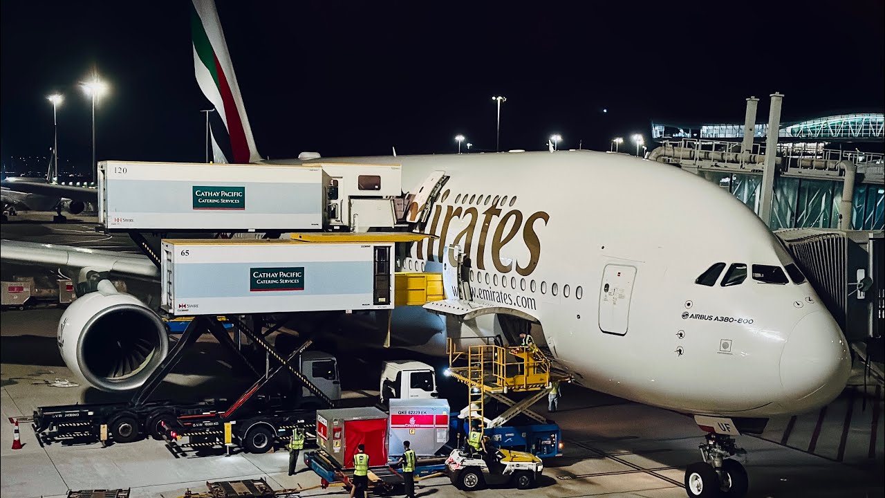 Flight #10 | Emirates (Economy) | A380-800 | Hong Kong - Dubai | EK381 ...
