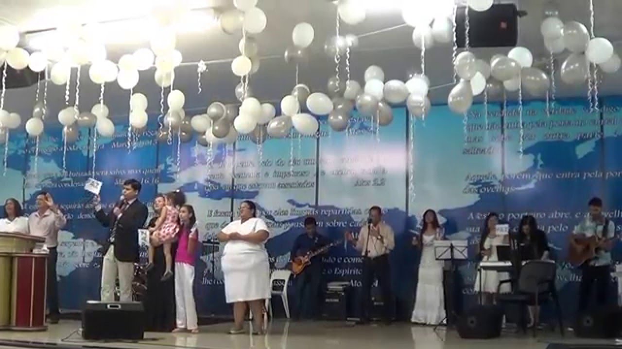 In The Presence Of Angels : Roy Fields - Déborah Sales - YouTube