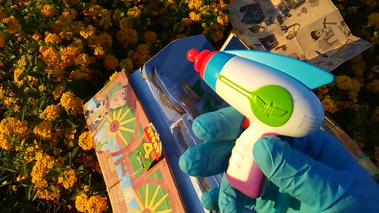 Toy Story Tuesday! Toy-Story-In-A-Box by Jakks! - YouTube