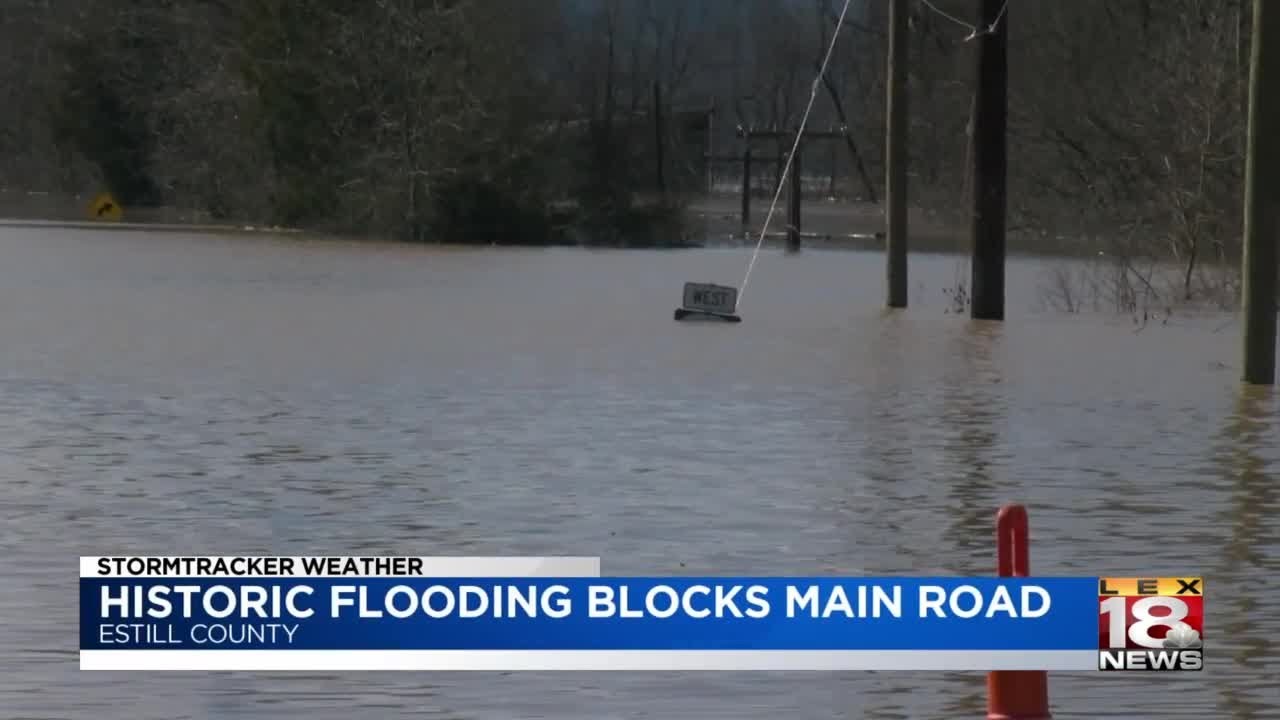 Historic flooding blocks main road in Estill County - YouTube