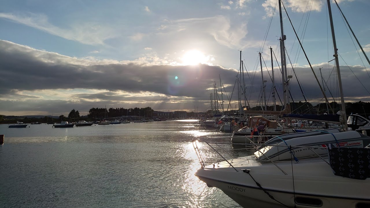 Sailing to Beautiful Bembridge Harbour, and Royal Clarence Marina - YouTube