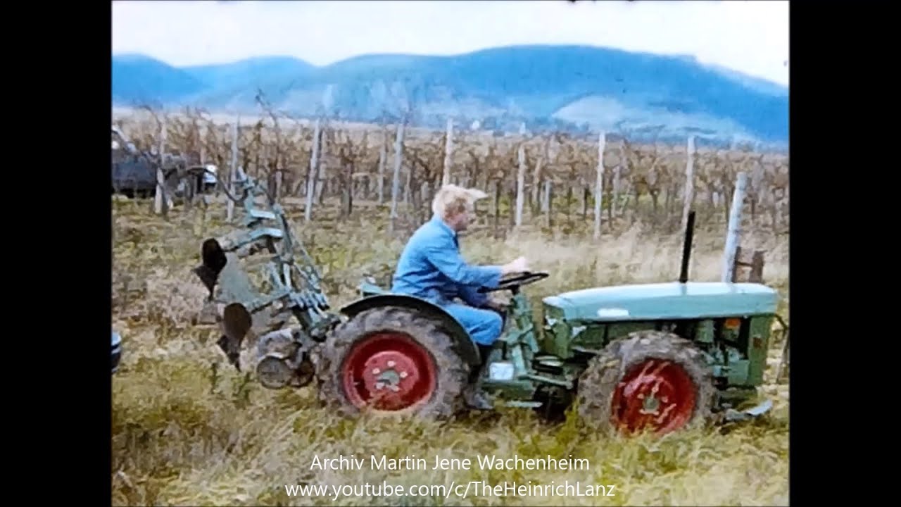 Allrad und Knicklenkung im Weinberg: Bodenbearbeitung mit Holder AG3 ...