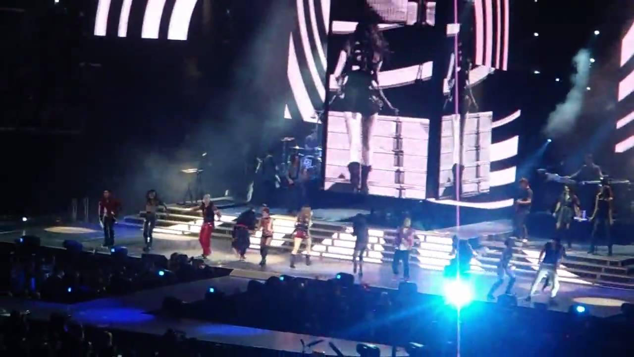 Miley Cyrus - Spotlight 9/22/09 Los Angeles, CA - YouTube