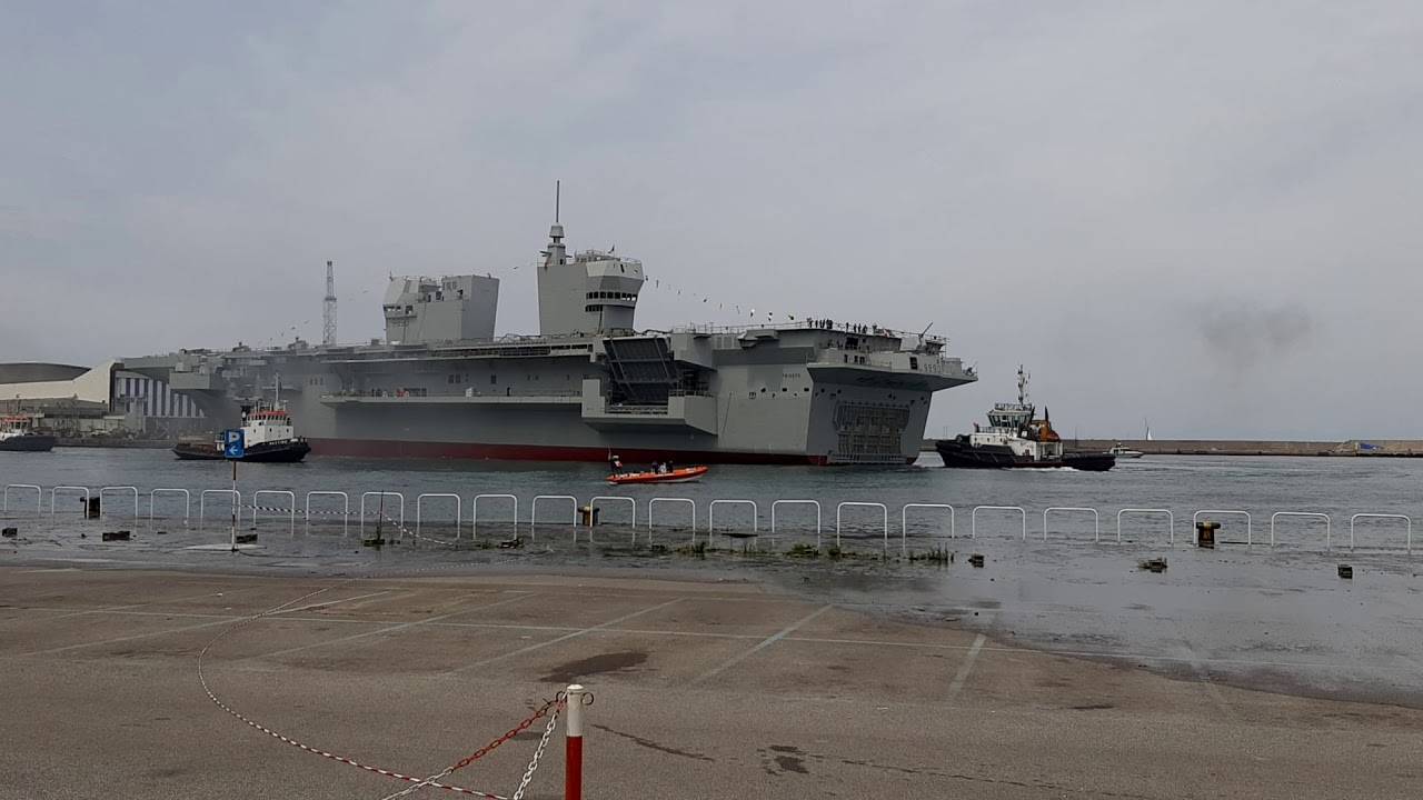 Castellammare di Stabia Varo Nave militare Trieste 25 Maggio 2019 - YouTube