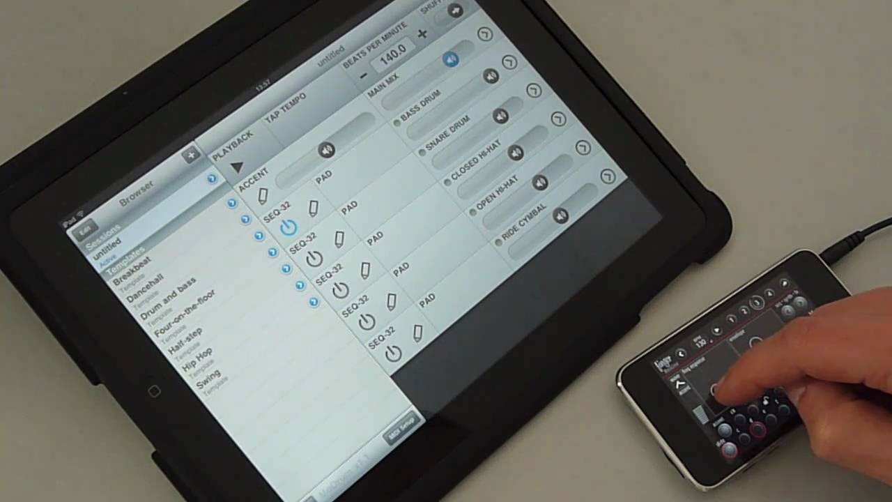 MIDI over Wi-Fi: BassLine in sync with MoDrum via CoreMIDI's built-in ...
