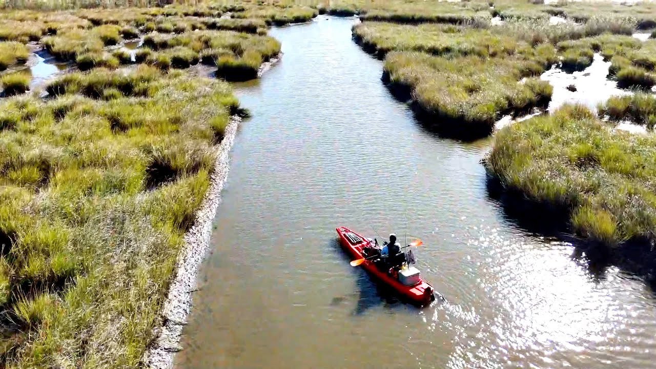 Finding the **TOP SECRET HONEY HOLE** KAYAKING ARROYO CITY TEXAS? - YouTube