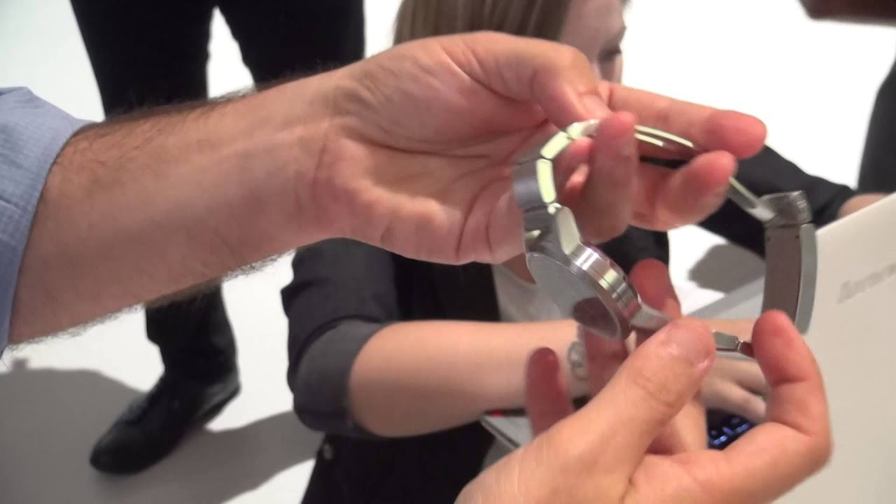 Wena l'orologio ibrido del Seed Acceleration Program di Sony - YouTube