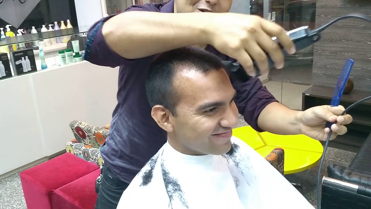 Raspando o cabelo do PM Alex Otoni - YouTube