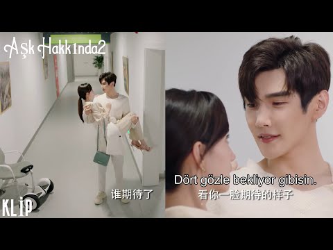 Aşk Hakkında2 10 | Wei Qing, regl olan Zhou Shi'ya ped aldı, onu tuvaletin önünde kucakladı 🙈😍